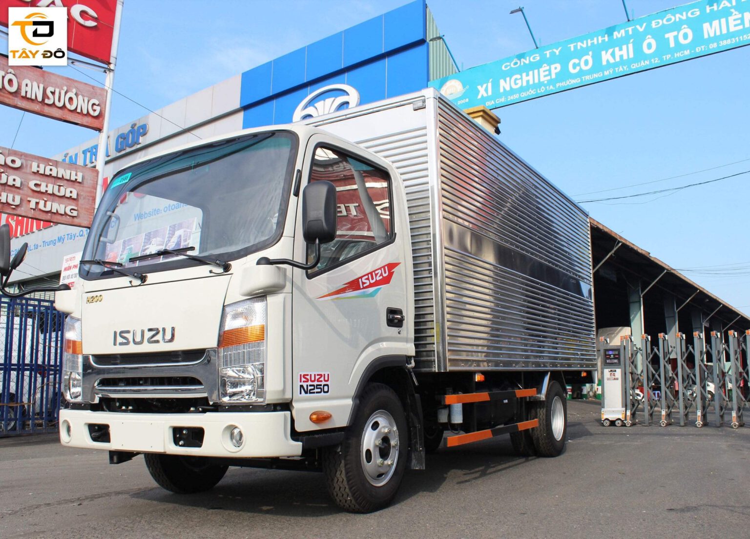 [Báo giá] xe tải Jac N200 thùng kín 1.9 tấn - động cơ ISUZU